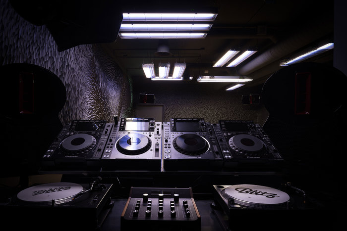 Blitz Club | Restaurant & Bar Design Awards