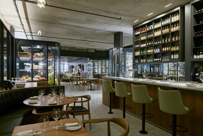 Le Monarque | Restaurant & Bar Design Awards