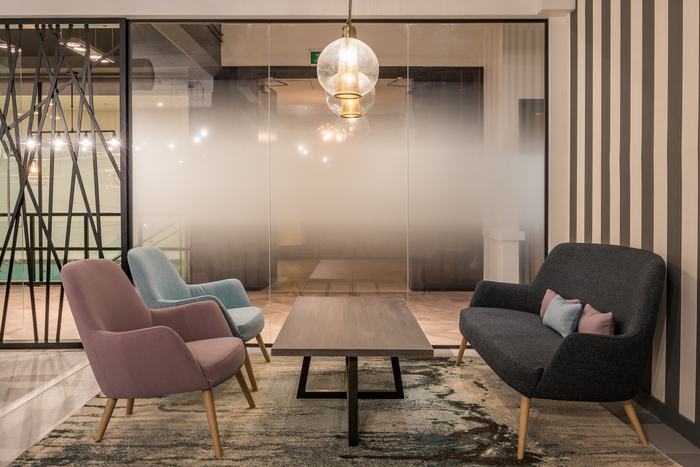 The Empire Bar and Grill | Restaurant & Bar Design Awards