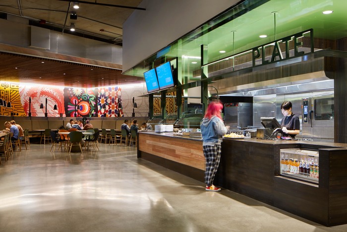 Center Table | Restaurant & Bar Design Awards