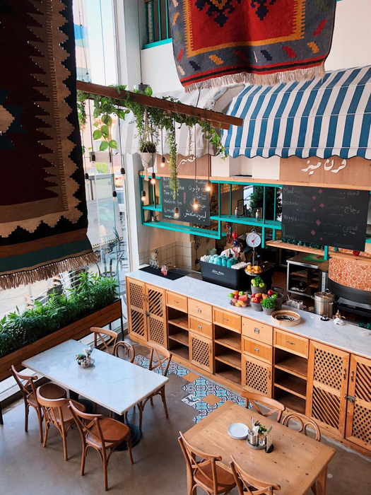 MEEZ Street | Restaurant & Bar Design Awards